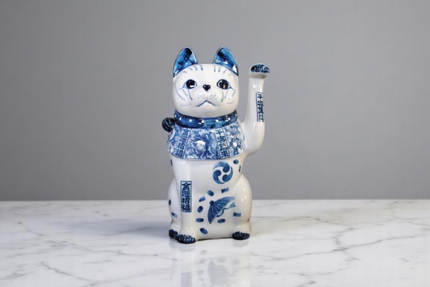 The Meaning and Origins of the Maneki Neko: Japan’s Lucky Cat of ...